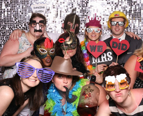 Party Props – We Love Party